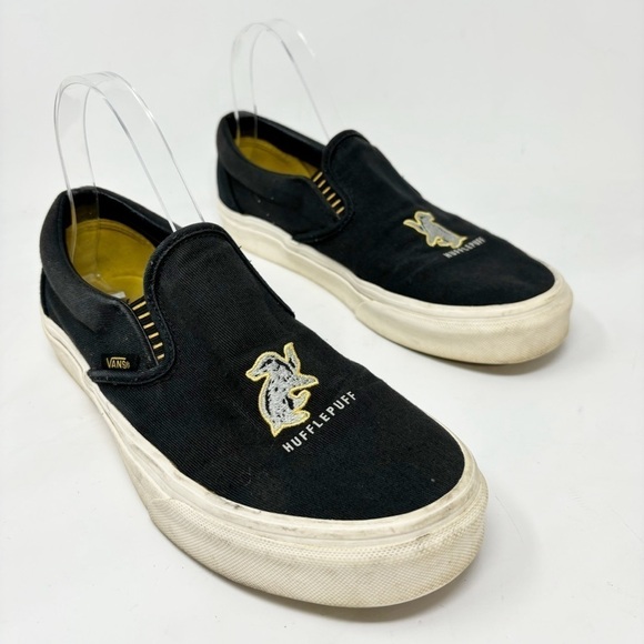 Vans | Shoes | Vans Off The Wall Unisex Black Hufflepuff Harry Potter ...